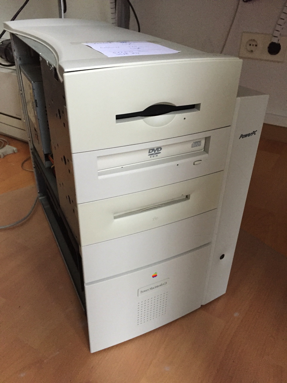 PowerMac G3 (beige) T - Kondensatoren tauschen